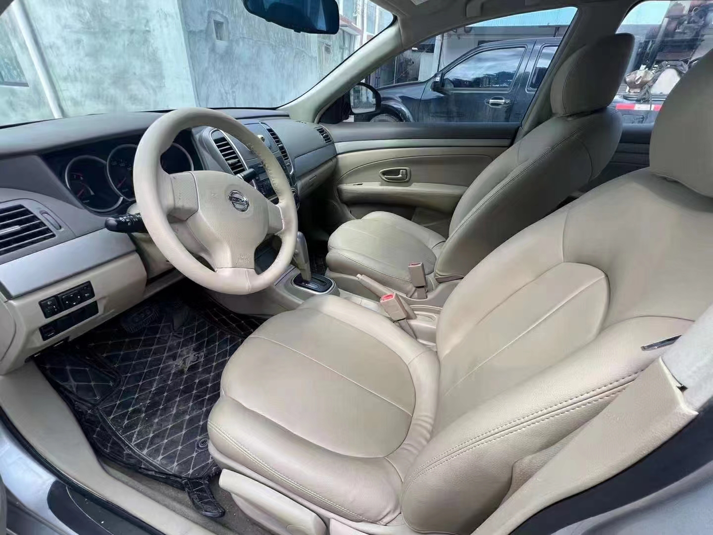 轩逸 2012款 经典 1.6XE 自动舒适版-抵押车交易-汇典抵押车