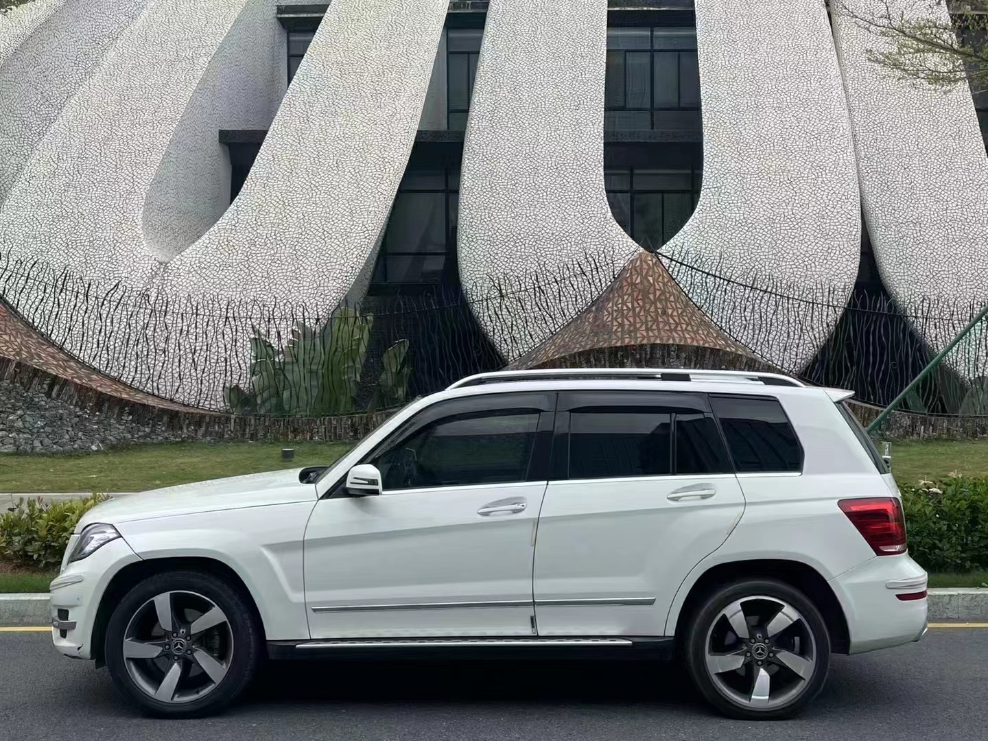 奔驰GLK级 2012款 GLK 300 4MATIC 时尚型-普宁市怎么买抵押车