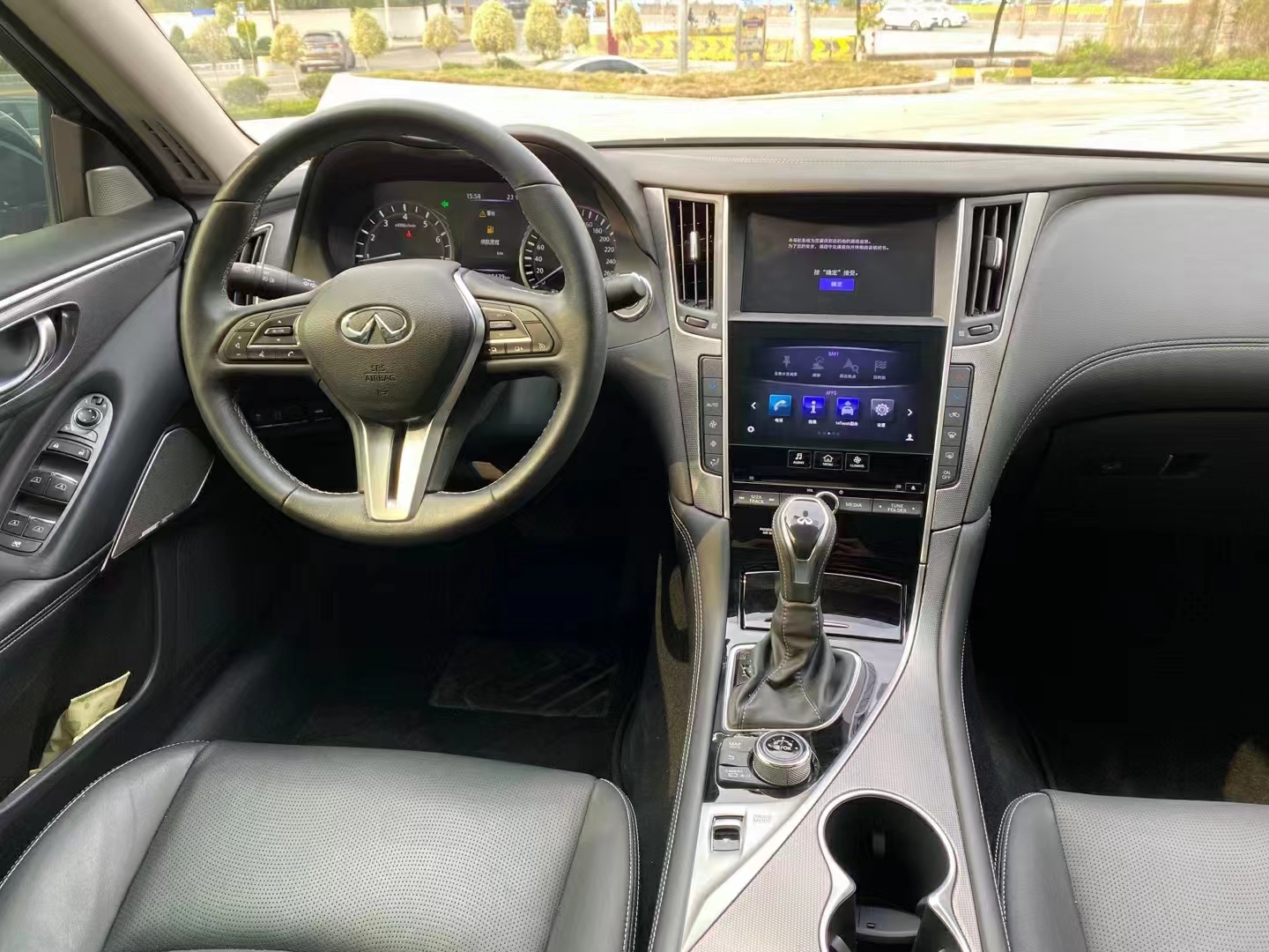 英菲尼迪Q50L 2018款 2.0T 逸享版 国VI-一手抵押车买卖-汇典抵押车网
