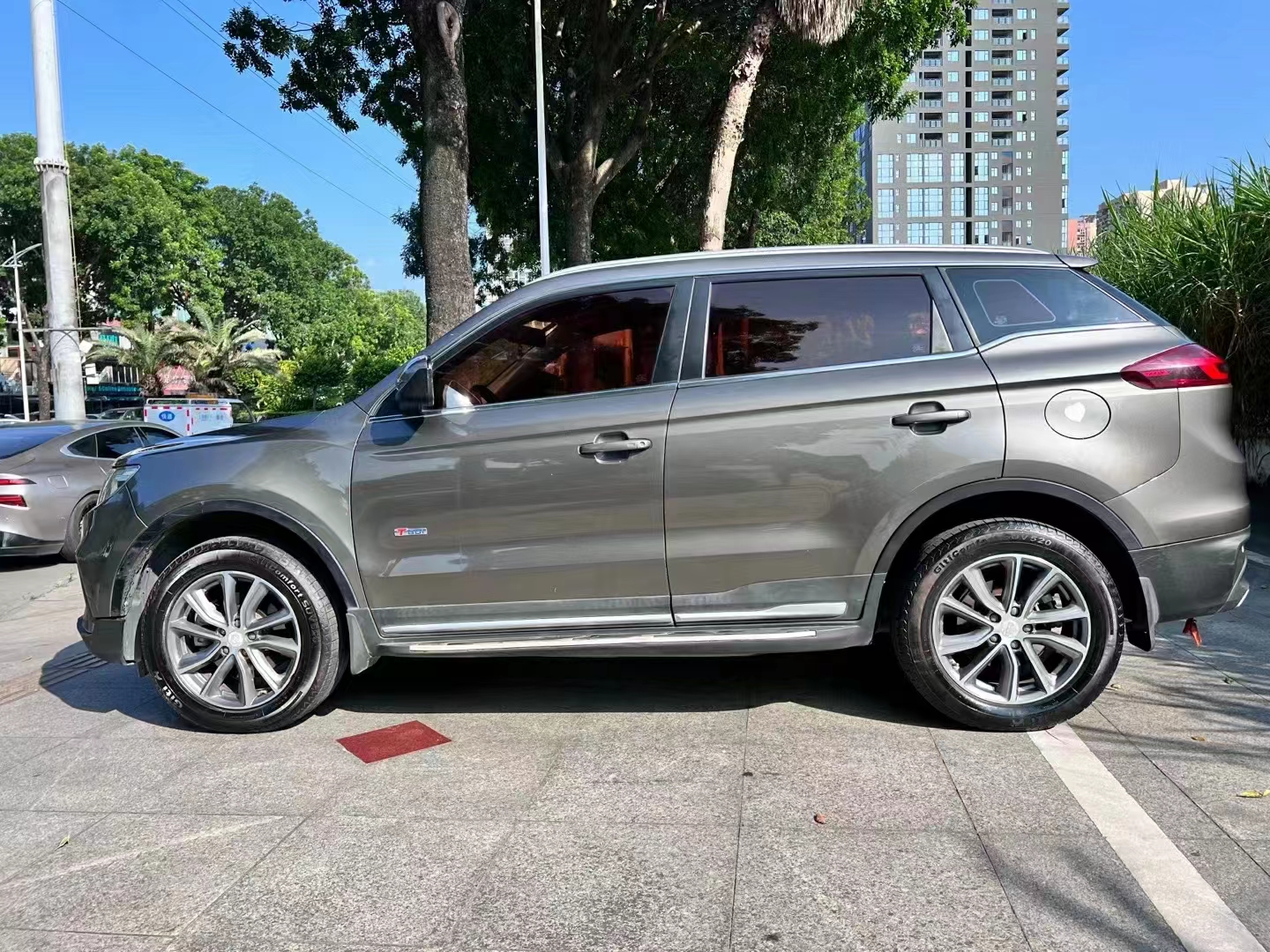 博越 2018款 1.8TD 自动两驱智尊型4G互联版-哪能买到抵押车-汇典抵押车网