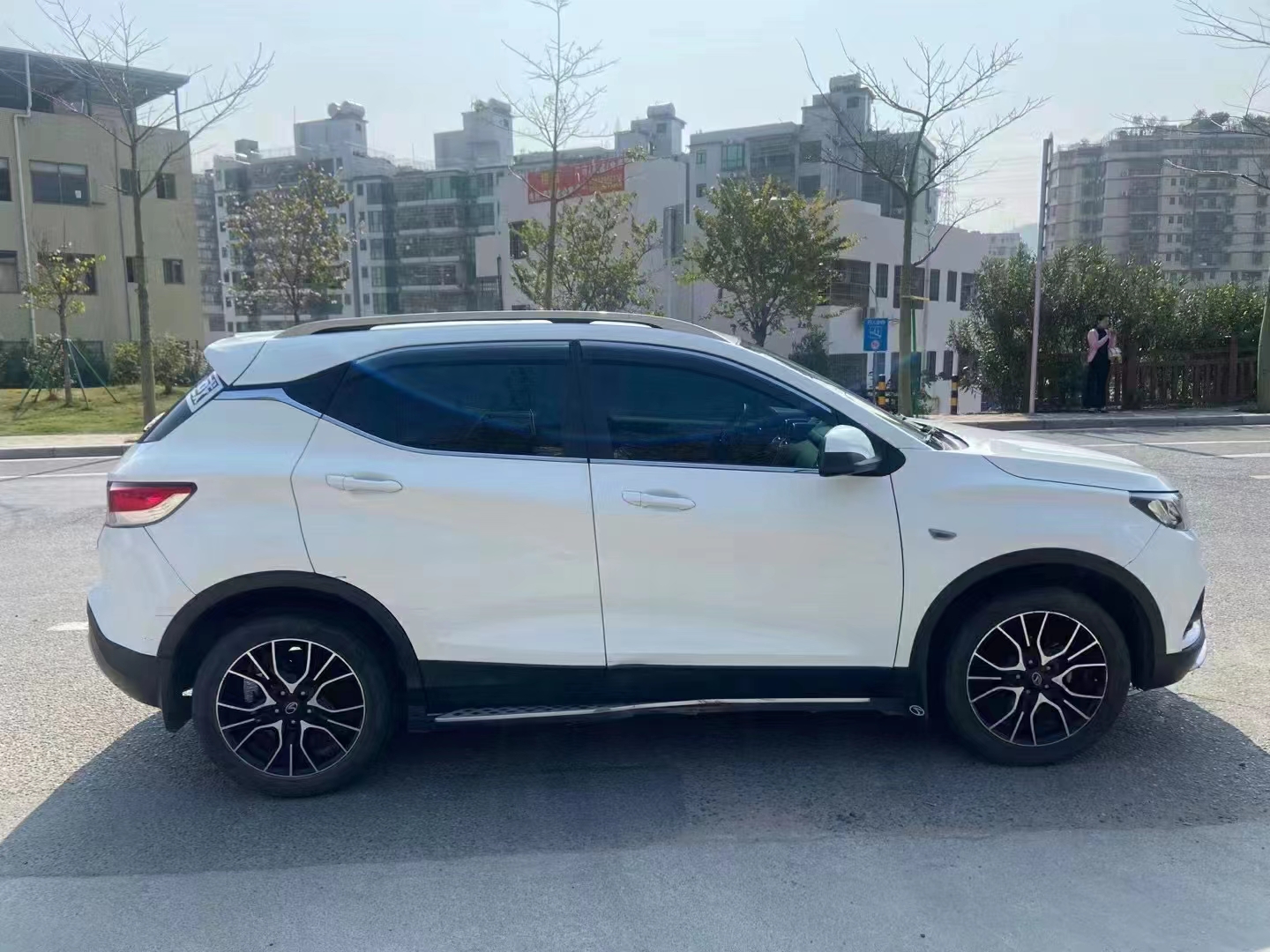 东南DX3 2018款 1.5T CVT尊贵型-高州市抵押车回收