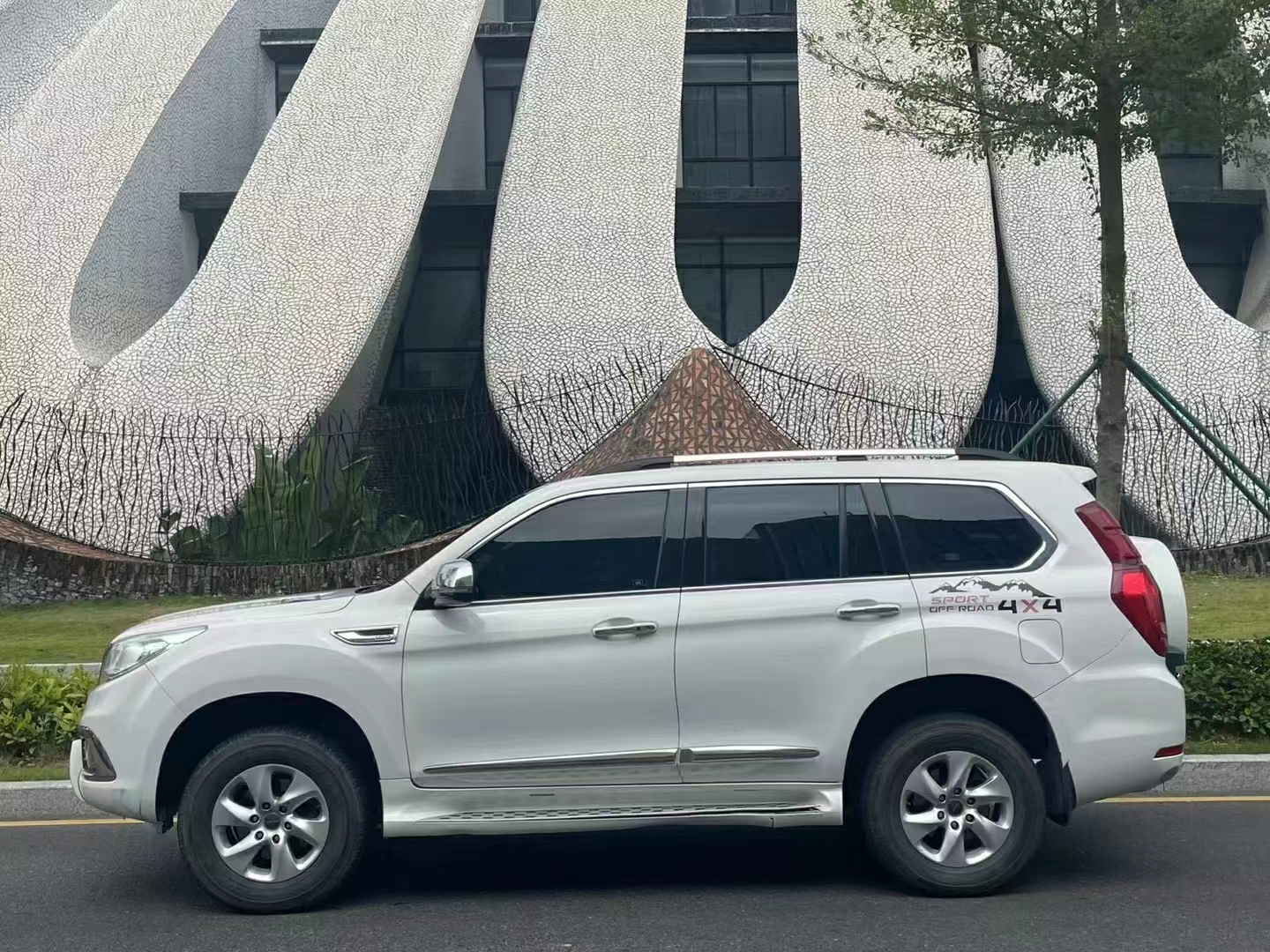 哈弗H9 2016款 2.0T 四驱精英型 7座-佛山市汇典一手抵押车出售