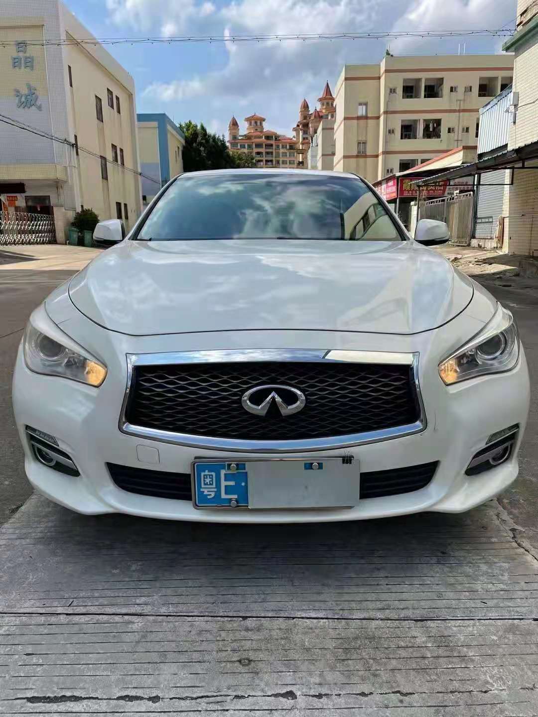 英菲尼迪Q50L 2015款 2.0T 舒适版-抵押车出售交流网