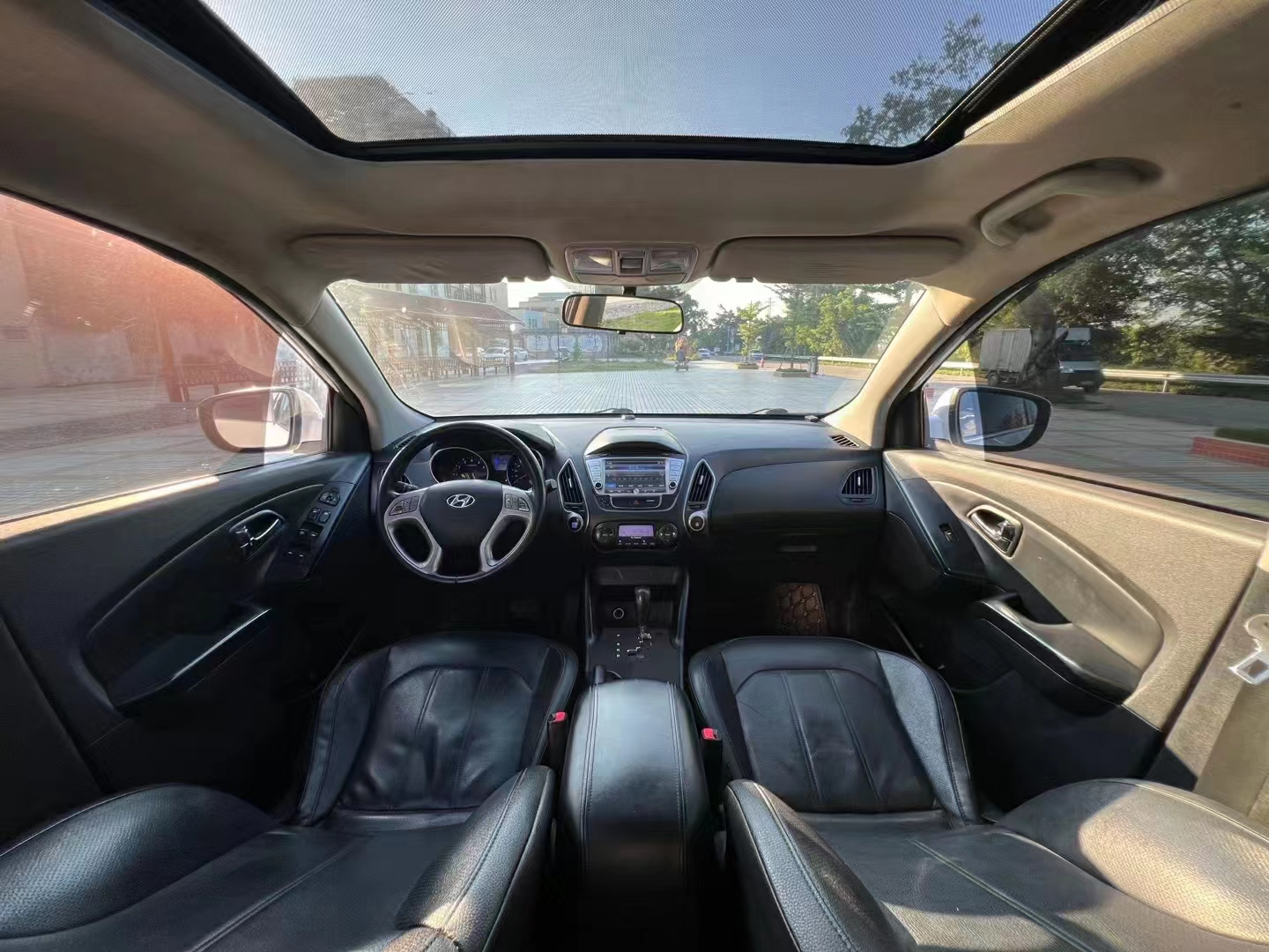 北京现代ix35 2013款 2.0L 自动两驱智能型GLS 国IV-哪里有出售抵押车-抵押车