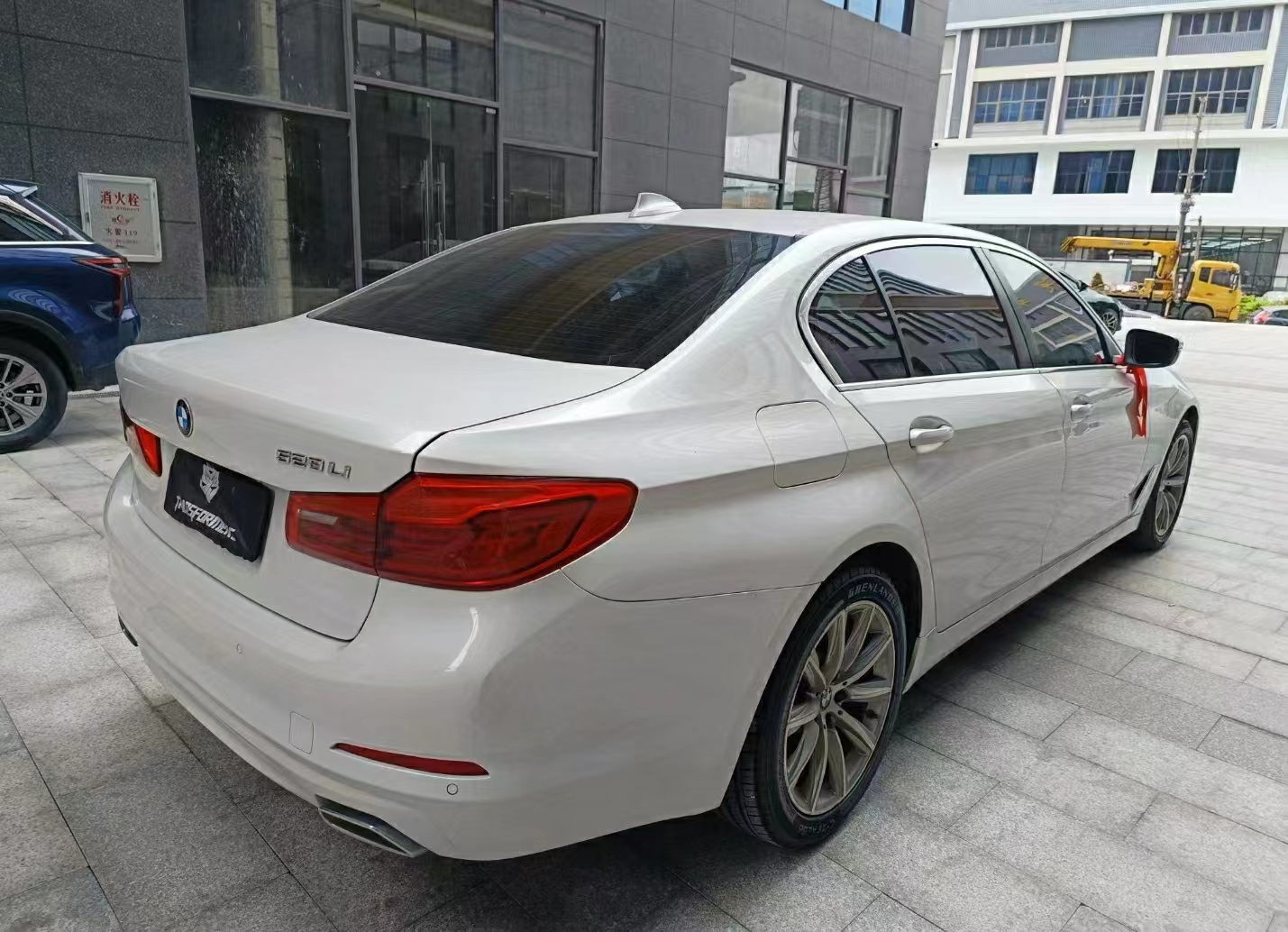 宝马5系 2018款 528Li 上市特别版-怎样才能购买抵押车-抵押车