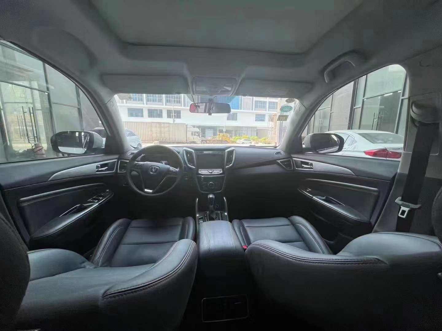 长安CS75 2017款 尚酷版 1.5T 自动锋享型-一手正规抵押车平台-汇典抵押车